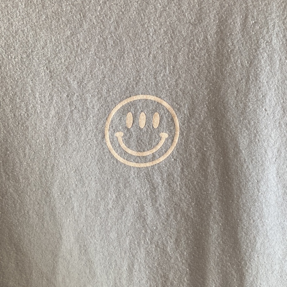 Glossier Deadstock Limited Edition Light Blue Smiley … - Gem